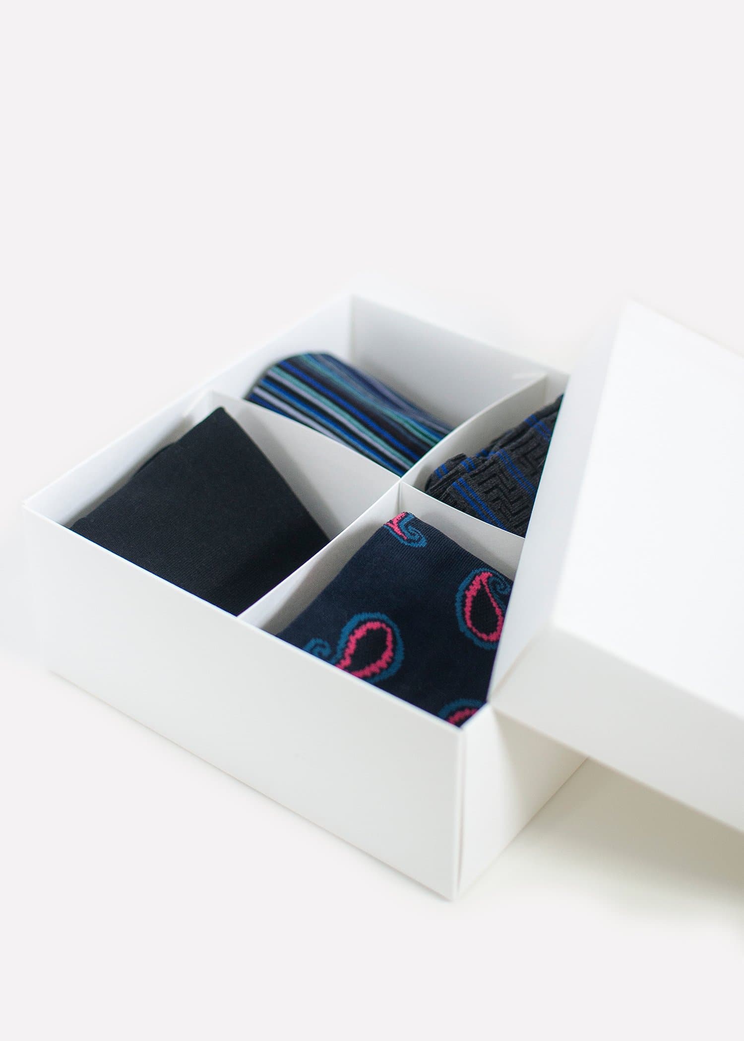 Men's Seasonal Box - 4 Pairs – fütz | Socks Simplified